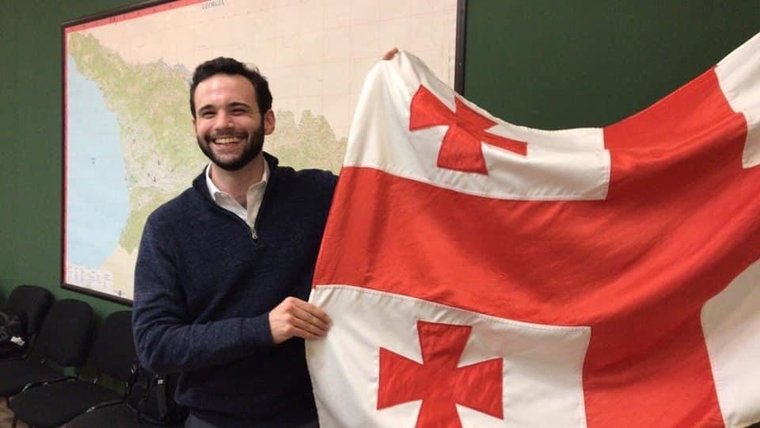 Peace Corps - Choosing between Peace Corps and Peace Corps Response